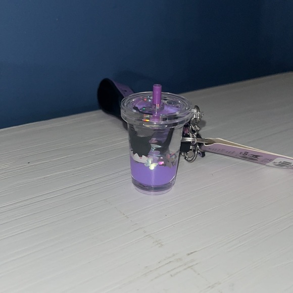 Hot Topic | Accessories | Kuromi Keychain | Poshmark